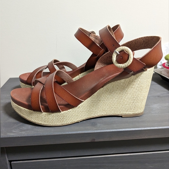 MIA | Shoes | Mia Platform Wedge Sandals Size 1 | Poshmark